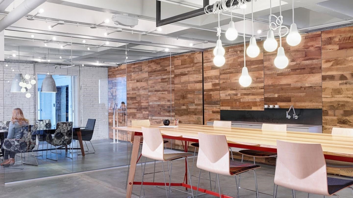 Types of Wood Paneling: Creating Great Designs For Walls and Ceilings ...