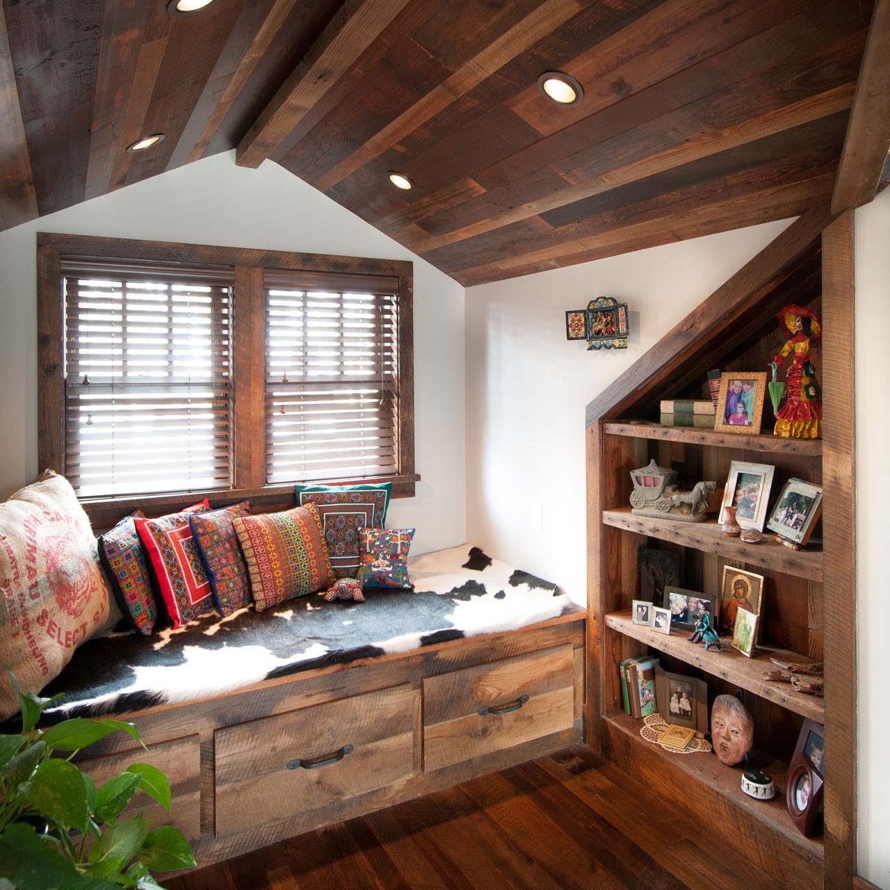 INTERIOR DESIGN IDEAS USING RECLAIMED WOOD - Elmwood Reclaimed Timber